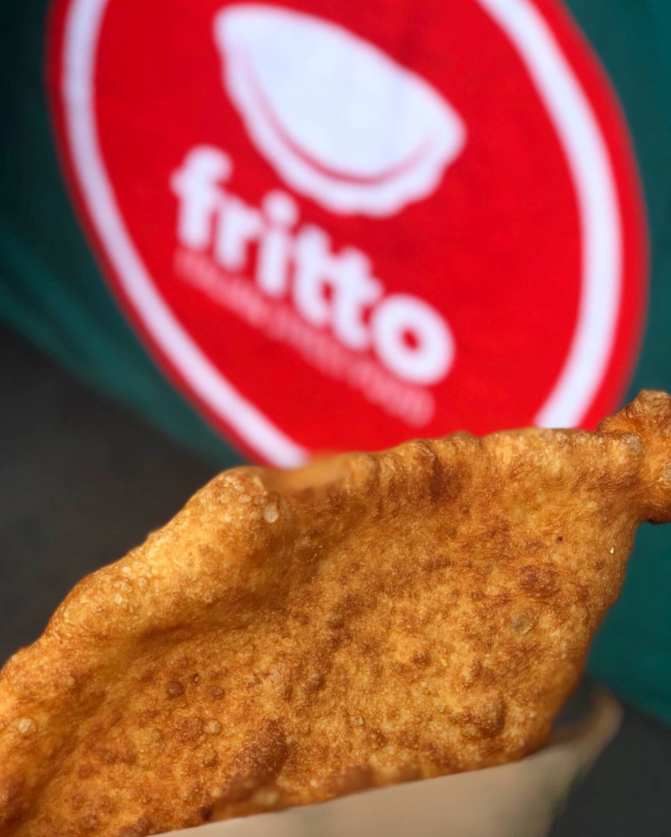 Have you ever tried the traditional fried calzone from Puglia aka ...